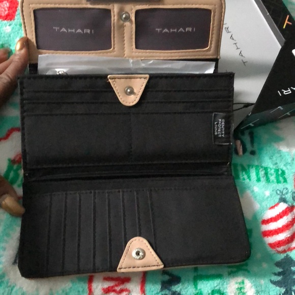 Tahari | Bags | Tahari Identity Card Protection Logo Wallet | Poshmark